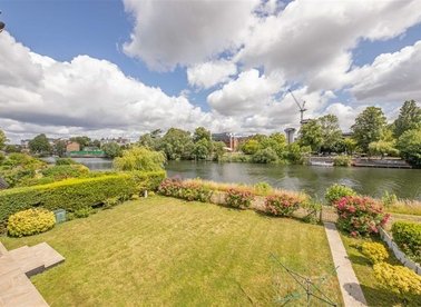 Properties for sale in River Thames