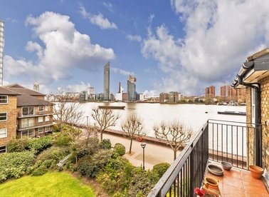 Properties for sale in River Thames